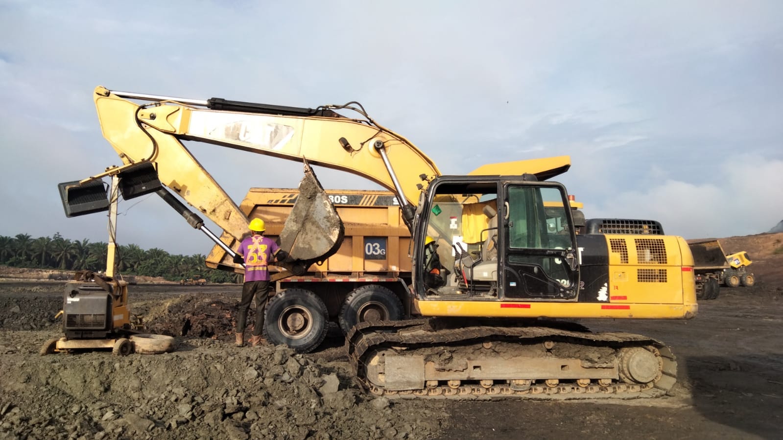How to decide to buy Used vs New Heavy Equipment – Yellow Power Pte Ltd ...